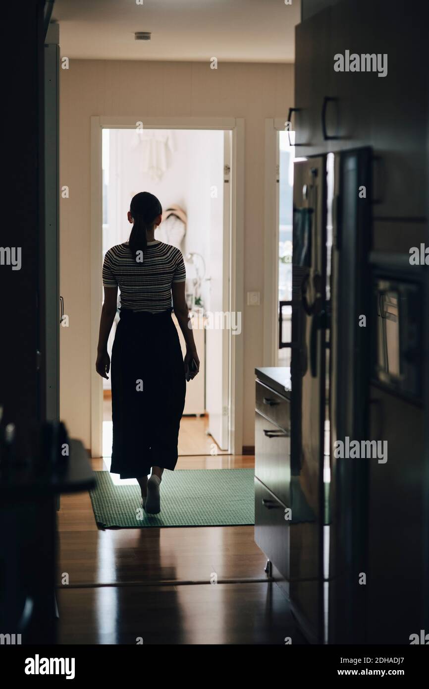 Teenage girl walking at hi-res stock photography and images - Alamy