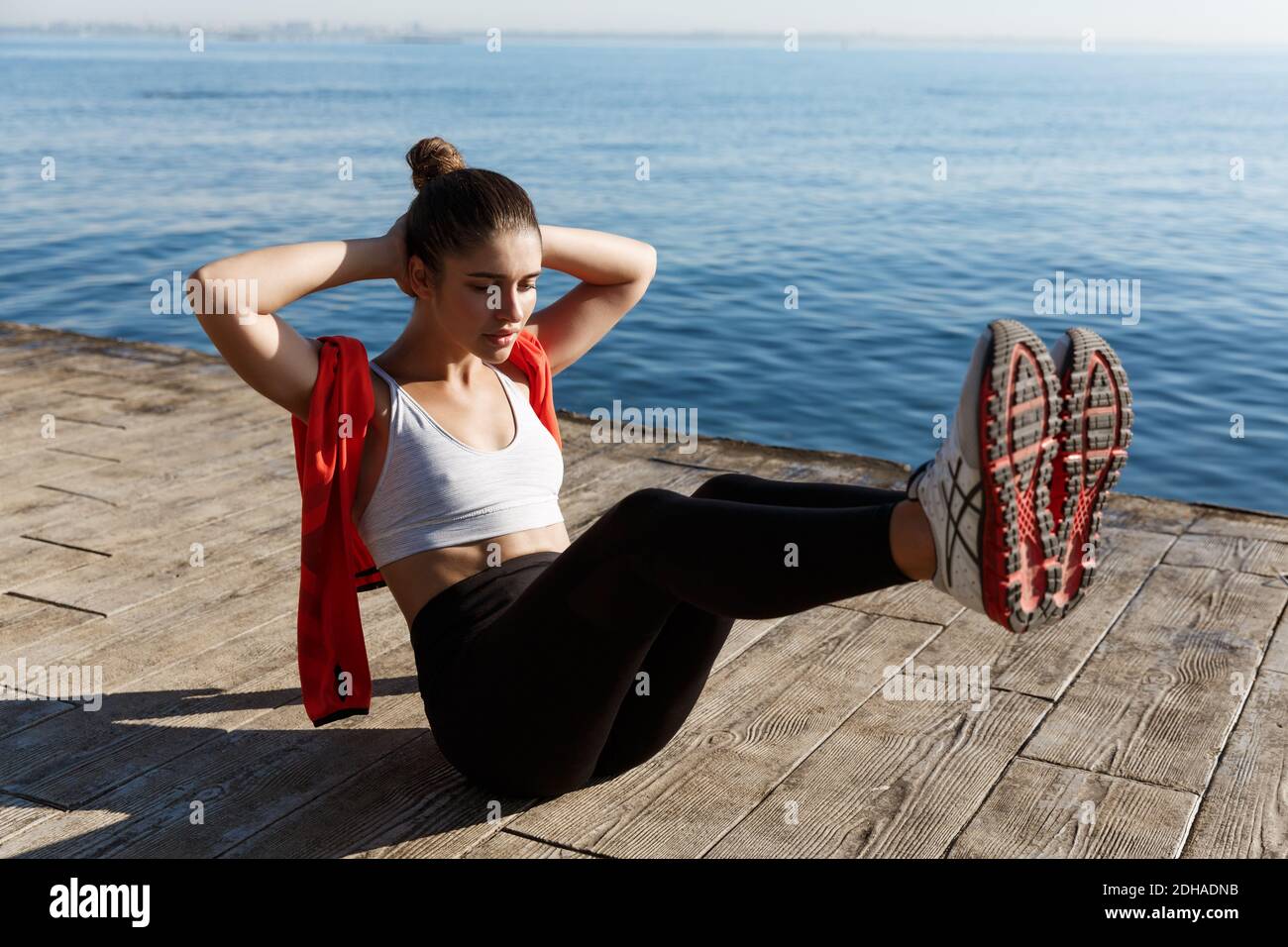 Raised legs crunches hi-res stock photography and images - Alamy