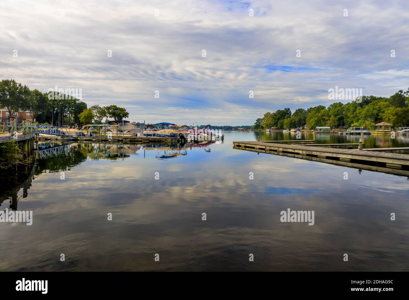 Local view with lake hi-res stock photography and images - Alamy