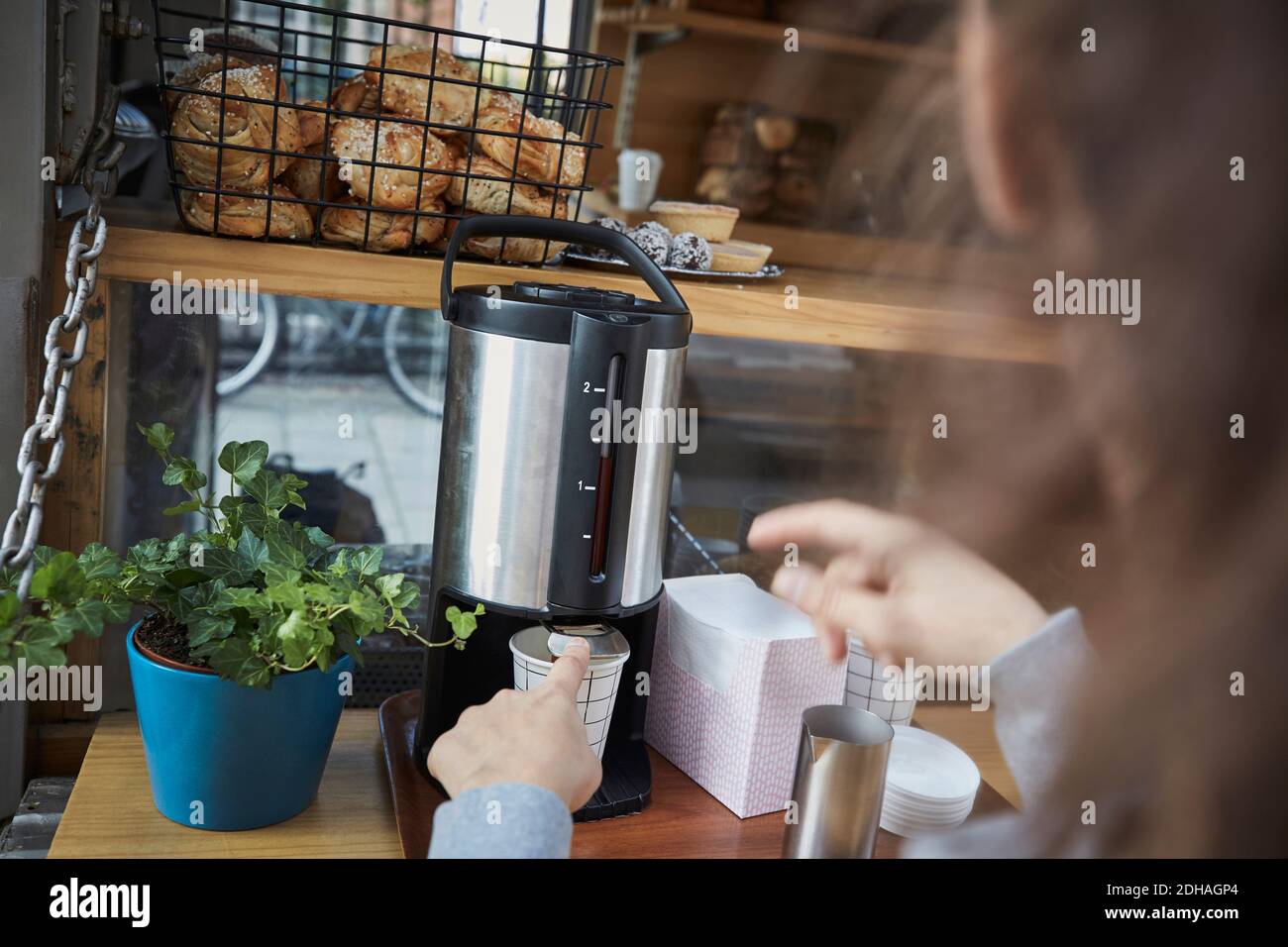 Using coffee machine hi-res stock photography and images - Alamy