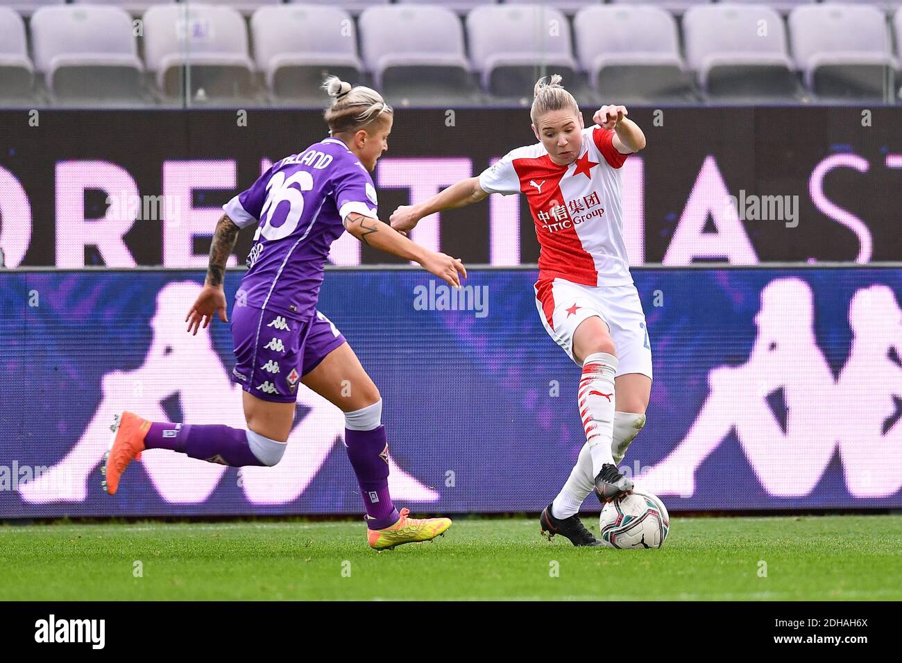 Artemio Franchi stadium, Florence, Italy. 10th Dec, 2020. Lana Clelland ...