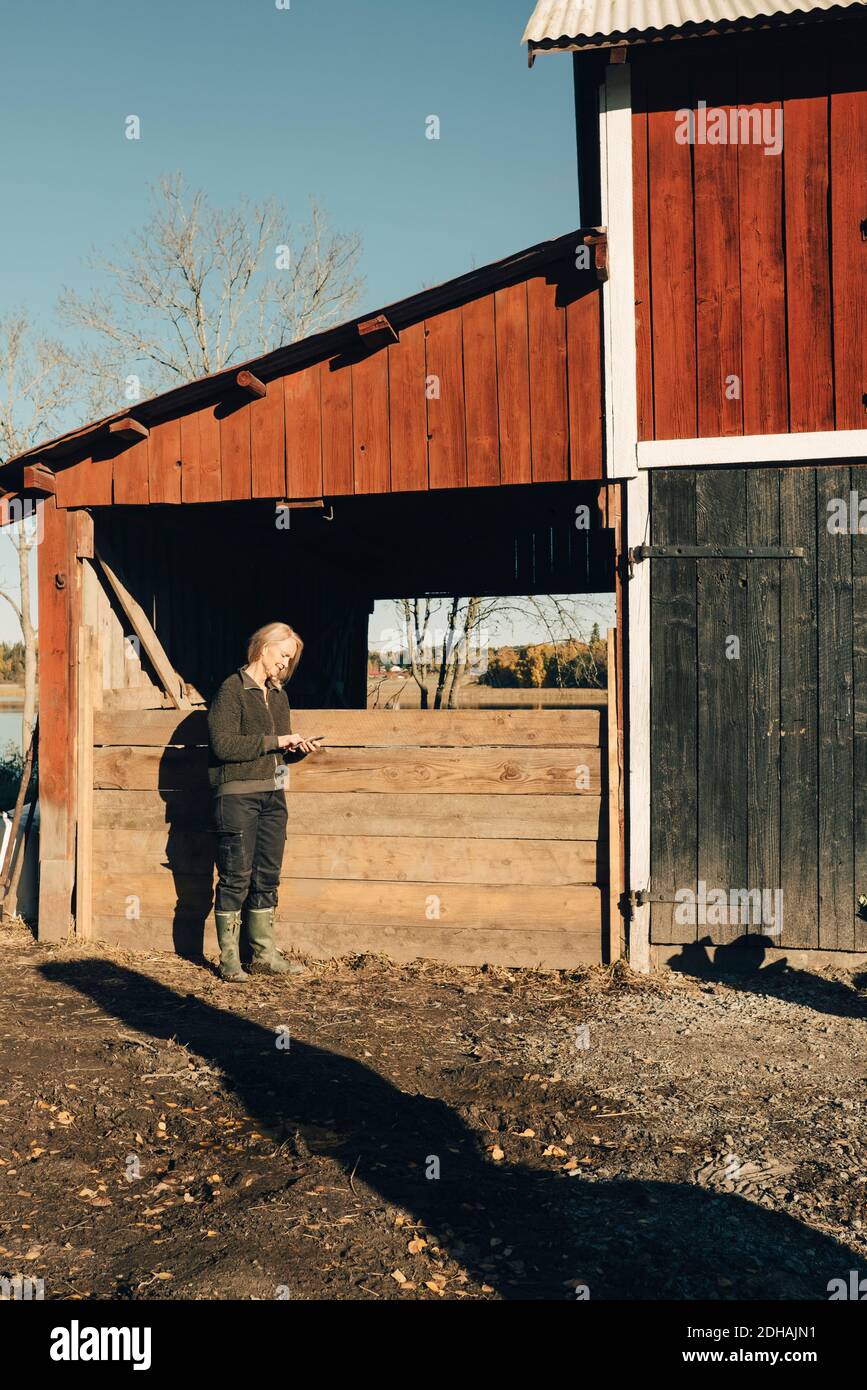 Mobile barn hi-res stock photography and images - Alamy