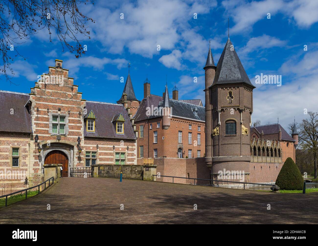 Castle Kasteel Heeswijk in Netherlands Stock Photo - Alamy