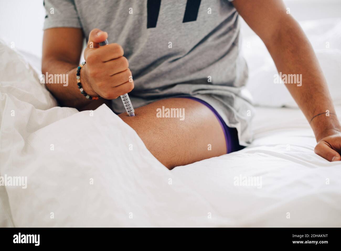 Lap body area hi-res stock photography and images - Alamy