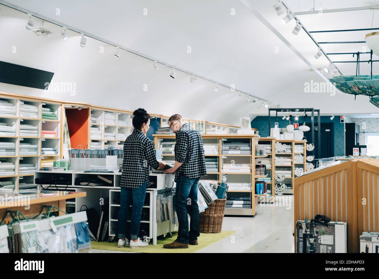 Rear store hi-res stock photography and images - Alamy