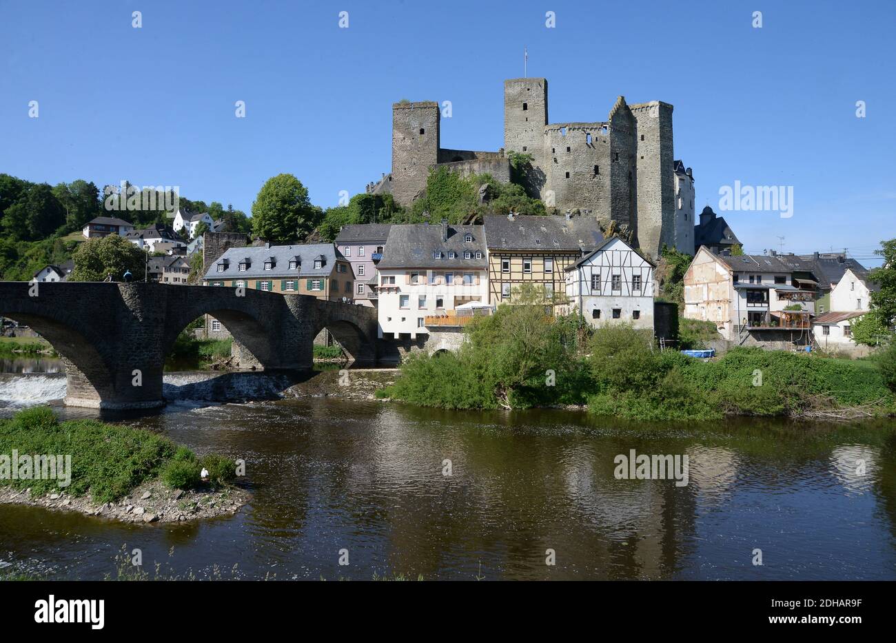 Lahn, Lahn Bridge and Runkel Castle in Runkel Stock Photo - Alamy