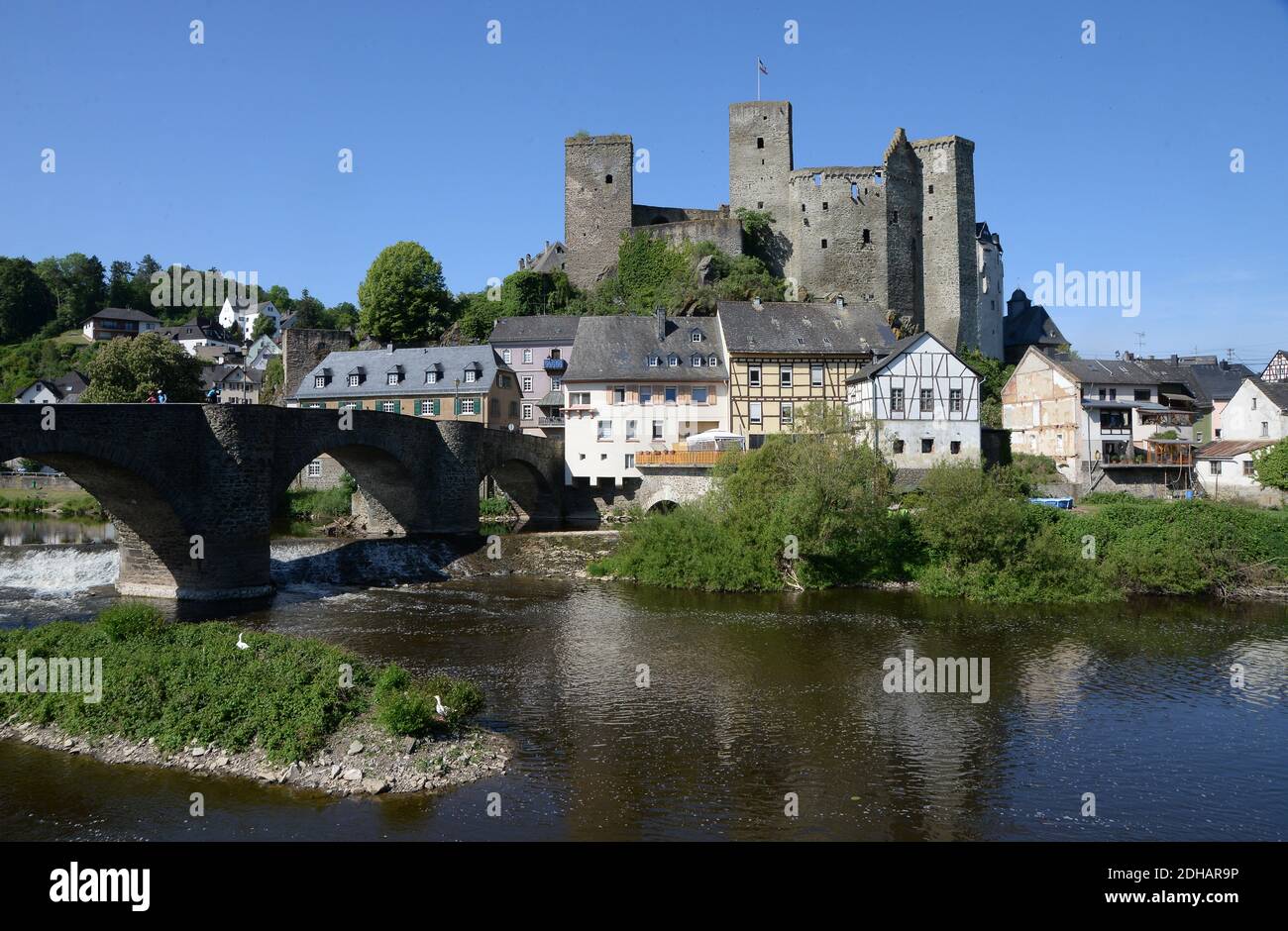 Lahn, Lahn Bridge and Runkel Castle in Runkel Stock Photo - Alamy