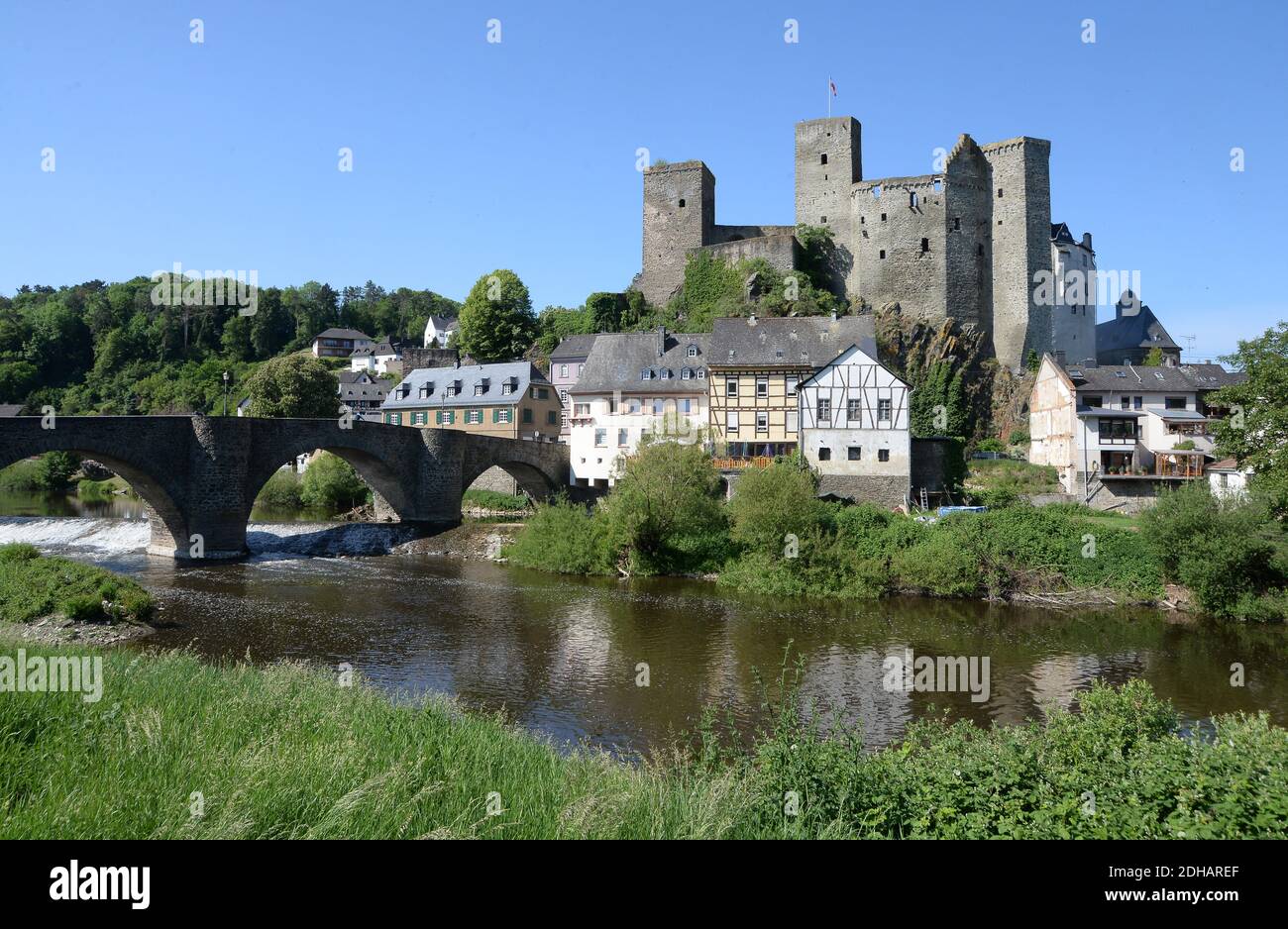 Lahn, Lahn Bridge and Runkel Castle in Runkel Stock Photo - Alamy