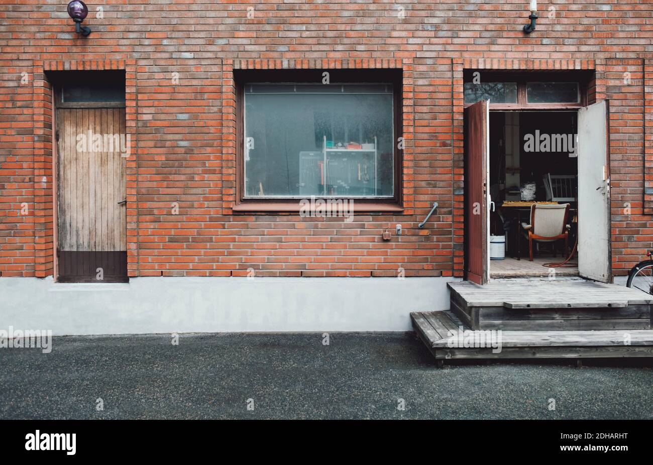 Brick built workshop hi-res stock photography and images - Alamy