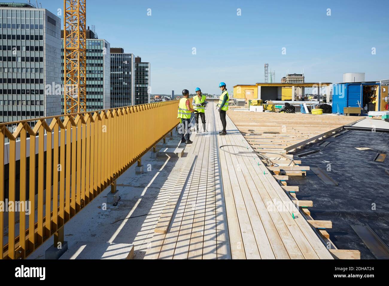 Young engineers working construction hi-res stock photography and ...