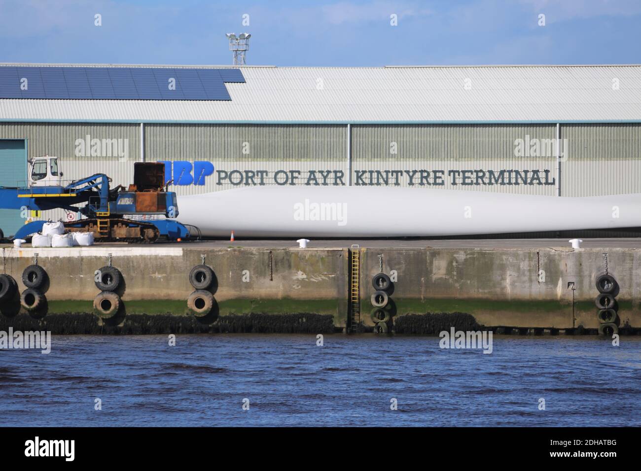 Associated british ports wind hi-res stock photography and images - Alamy