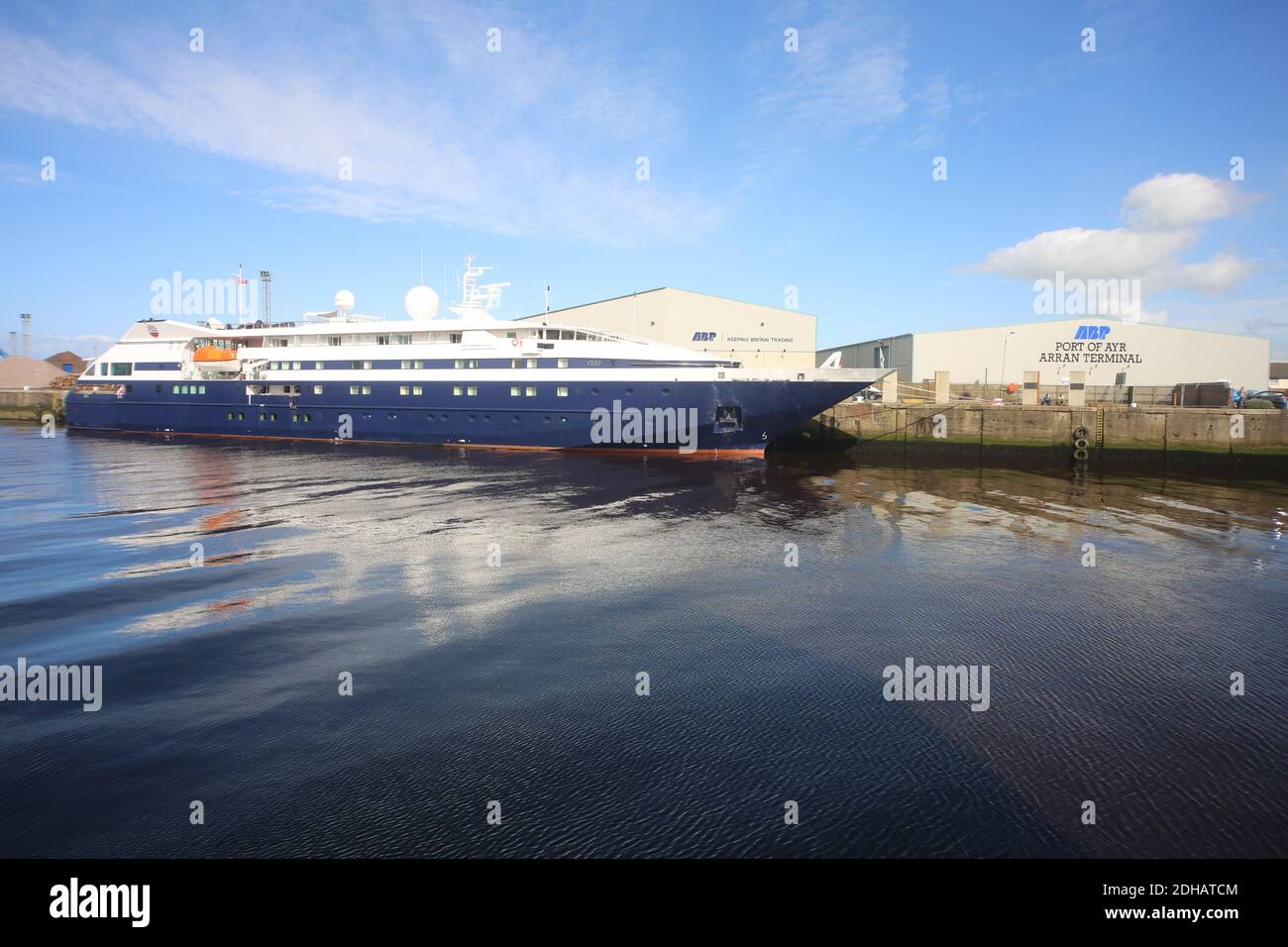 Mv clio hi-res stock photography and images - Alamy