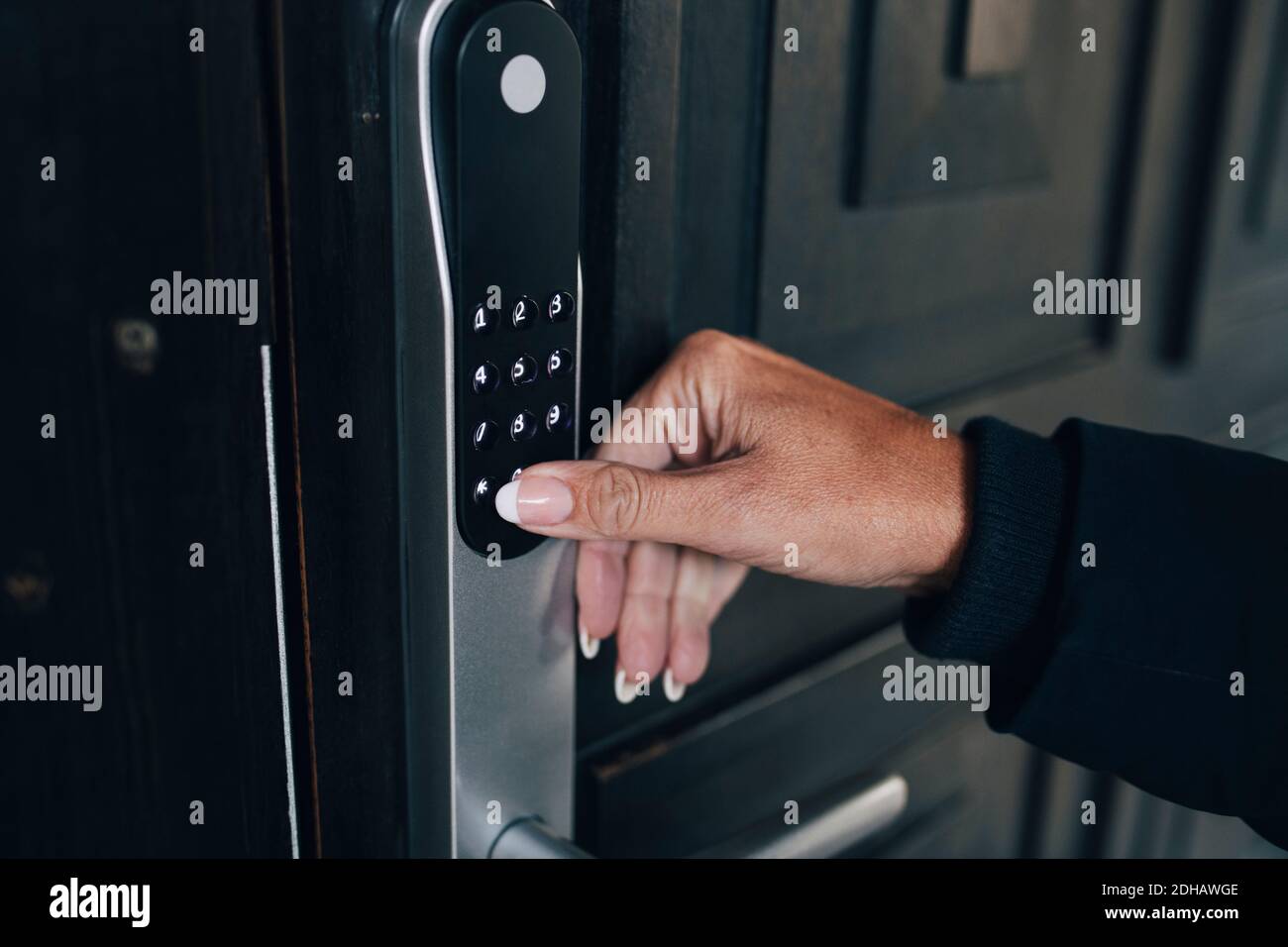 Technology innovation door hi-res stock photography and images - Alamy