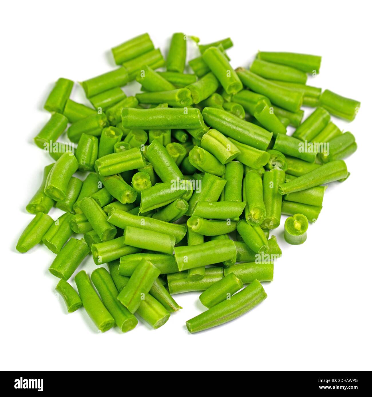 Sliced green beans against white background Stock Photo - Alamy
