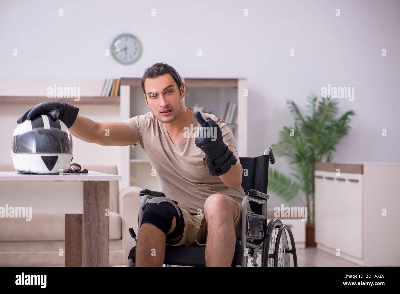Angry cyclist hi-res stock photography and images - Alamy