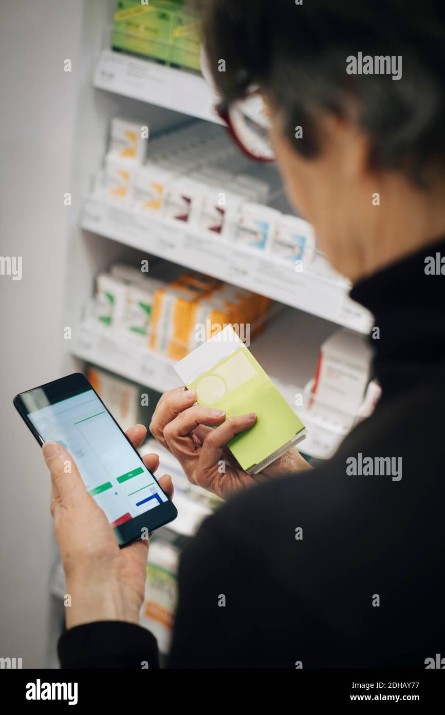 Smart healthcare device hi-res stock photography and images - Alamy