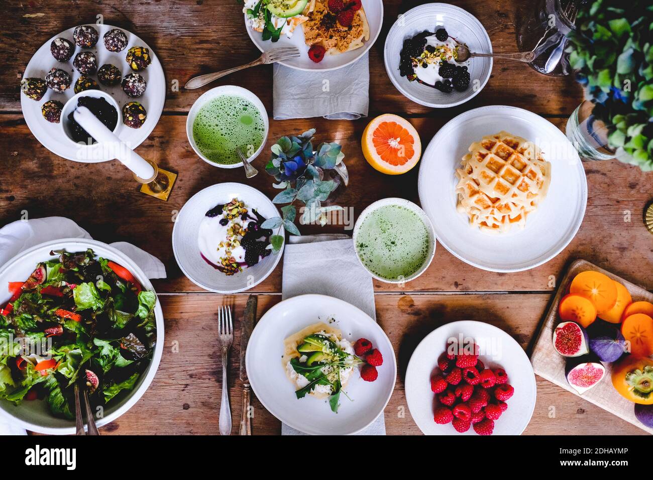 Yoghurt and grape dessert hi-res stock photography and images - Alamy