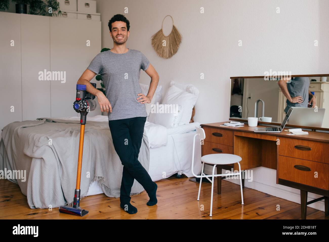 Vacuum bed hi-res stock photography and images - Alamy