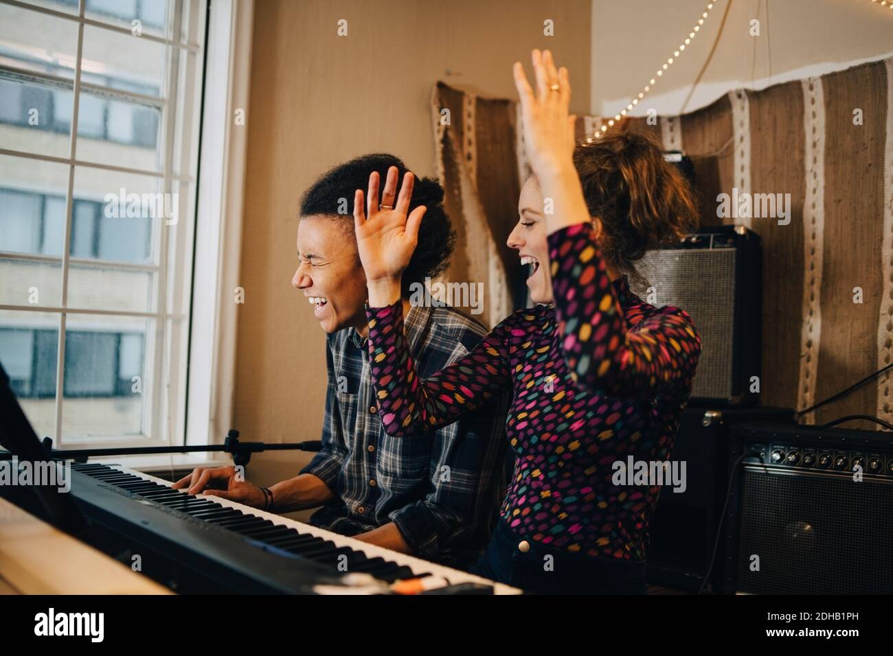 Worker musical instrument hi-res stock photography and images - Alamy