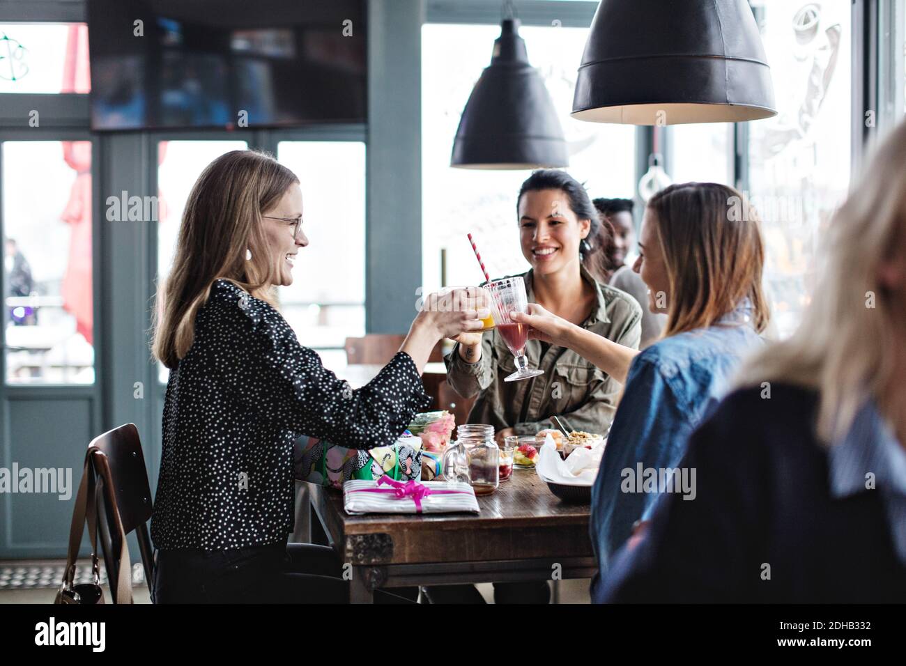 Brunch table toast hi-res stock photography and images - Alamy