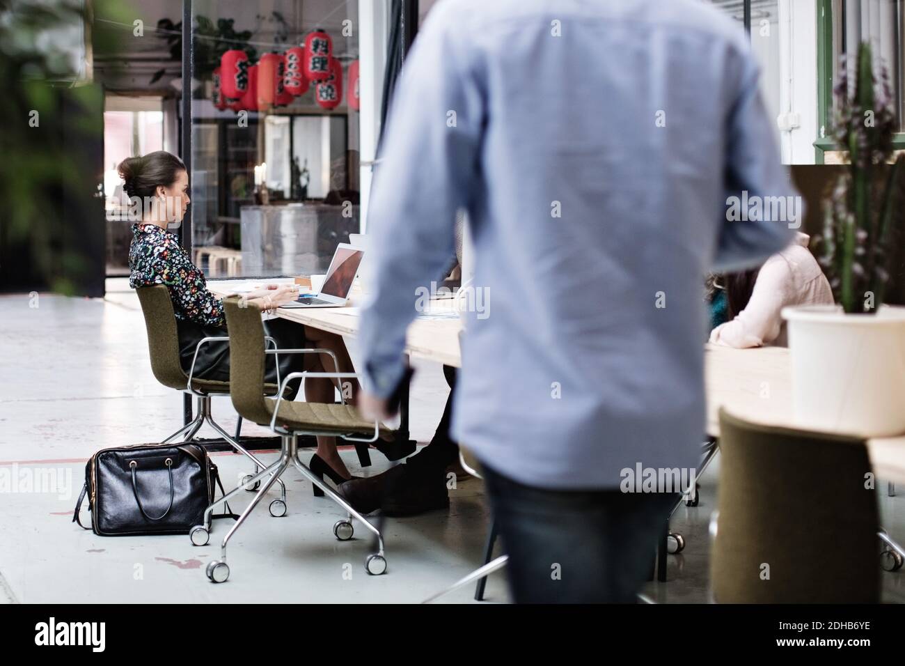 Indian businessman walking hi-res stock photography and images - Alamy