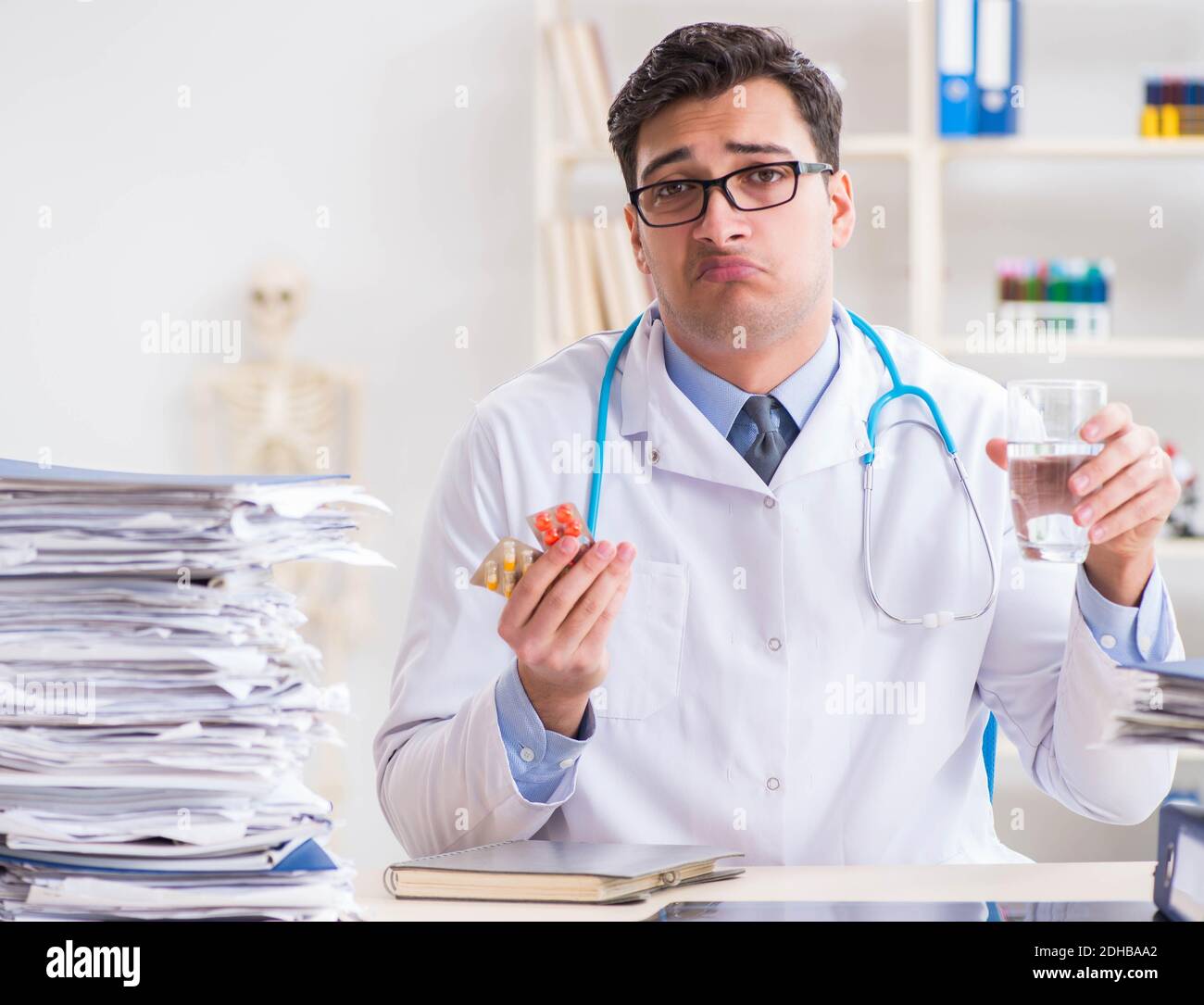 Frustrated doctor paperwork hi-res stock photography and images - Alamy