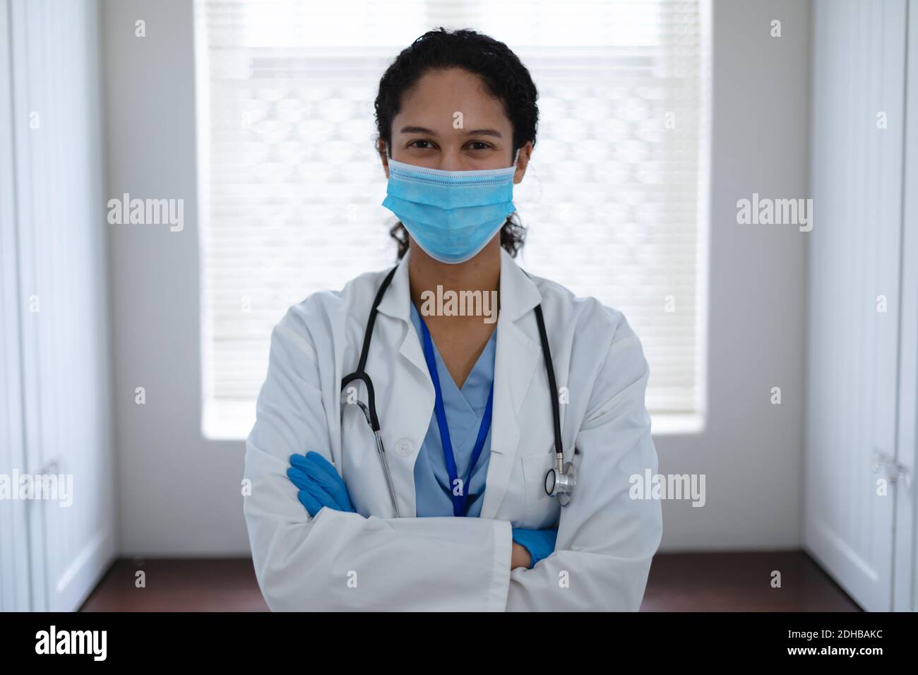 Pandemic portrait doctor hi-res stock photography and images - Alamy