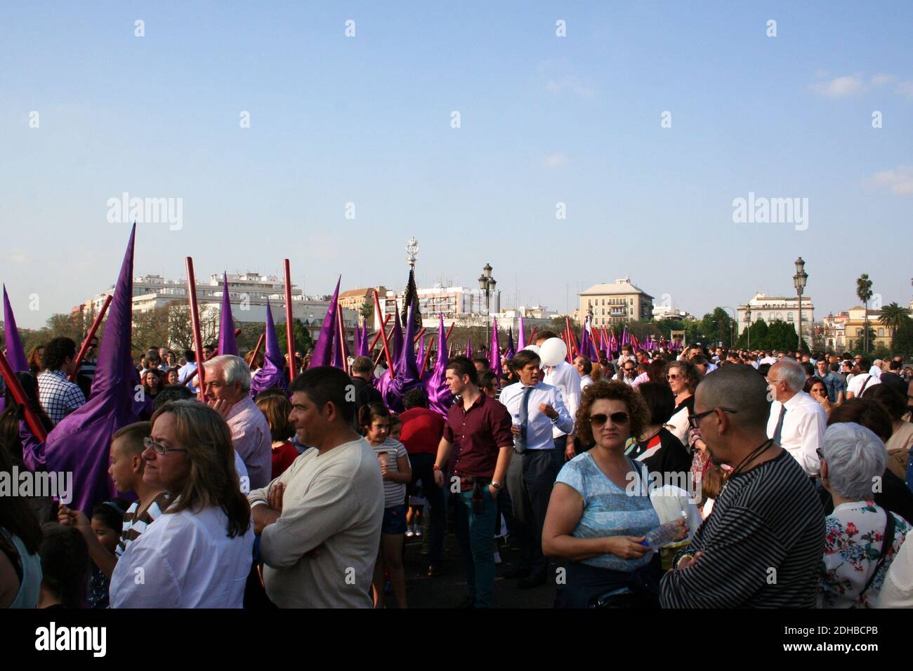 Our lady of hope macarena hi-res stock photography and images - Alamy