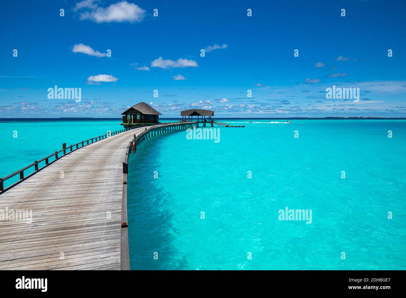 Maldives island beach. Tropical landscape of summer scenery, sea sand ...