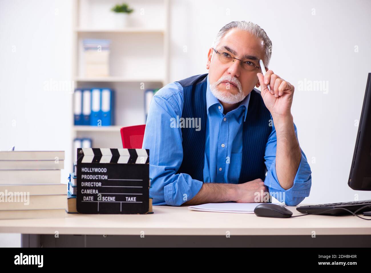 Screenplay paper hi-res stock photography and images - Alamy