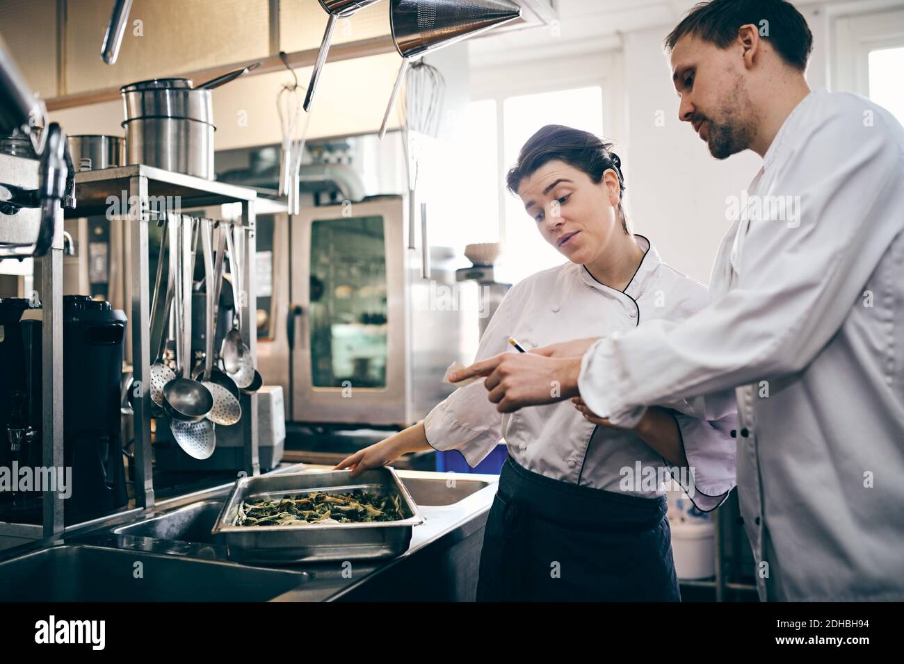 Ticket restaurant hi-res stock photography and images - Alamy