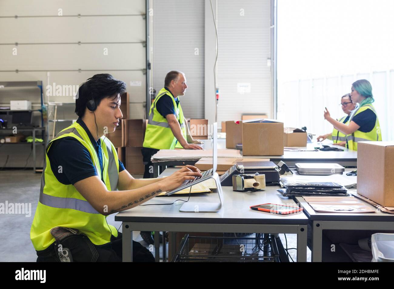 E 24 59 30 hi-res stock photography and images - Alamy