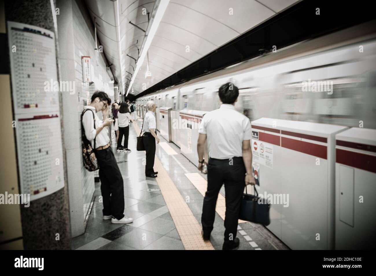 people in metro train station Stock Photo - Alamy