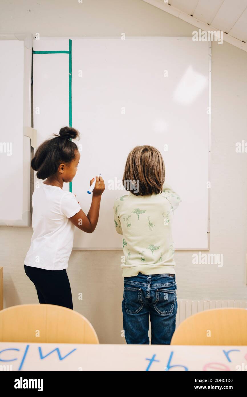 Whiteboard visual aid hi-res stock photography and images - Alamy