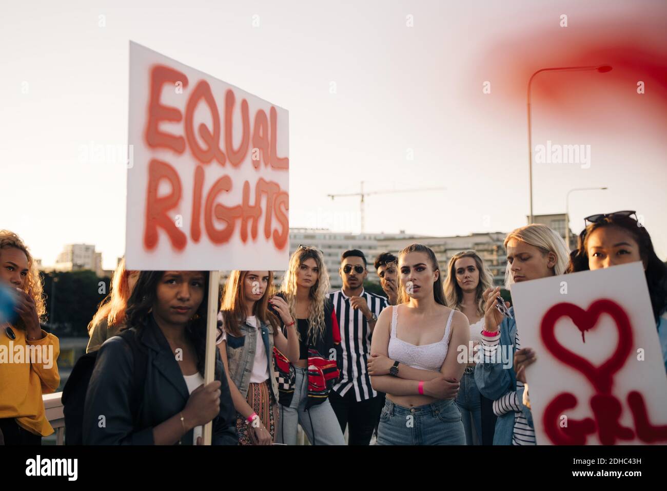 Asian fashion posters hi-res stock photography and images - Alamy