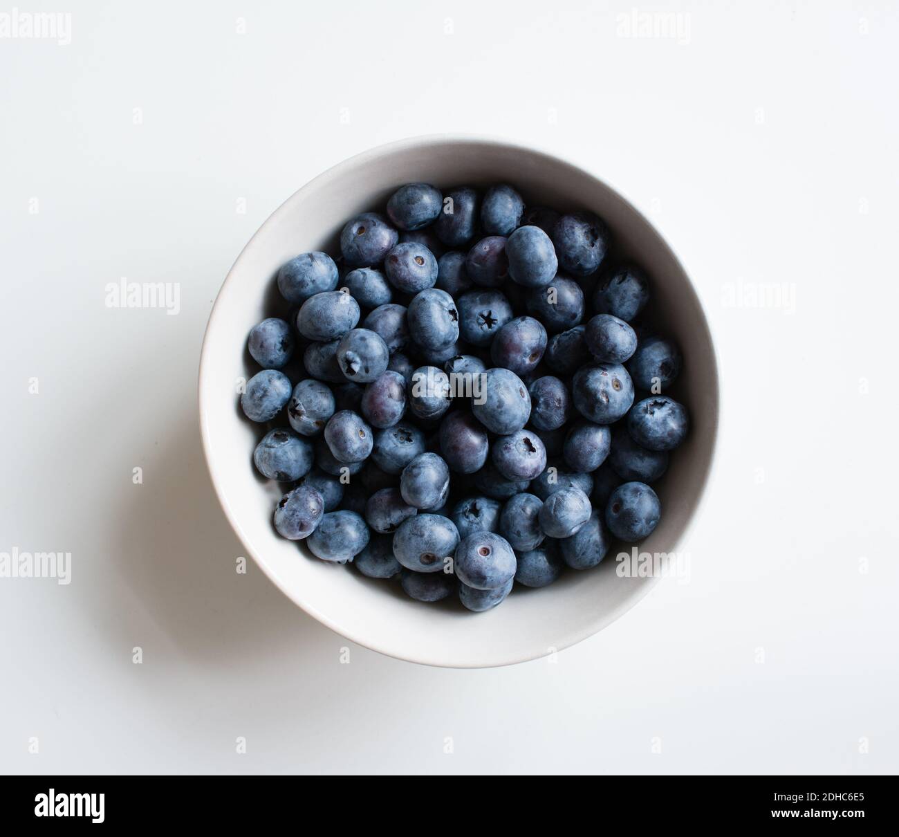 Freshly picked blueberries Stock Photo - Alamy
