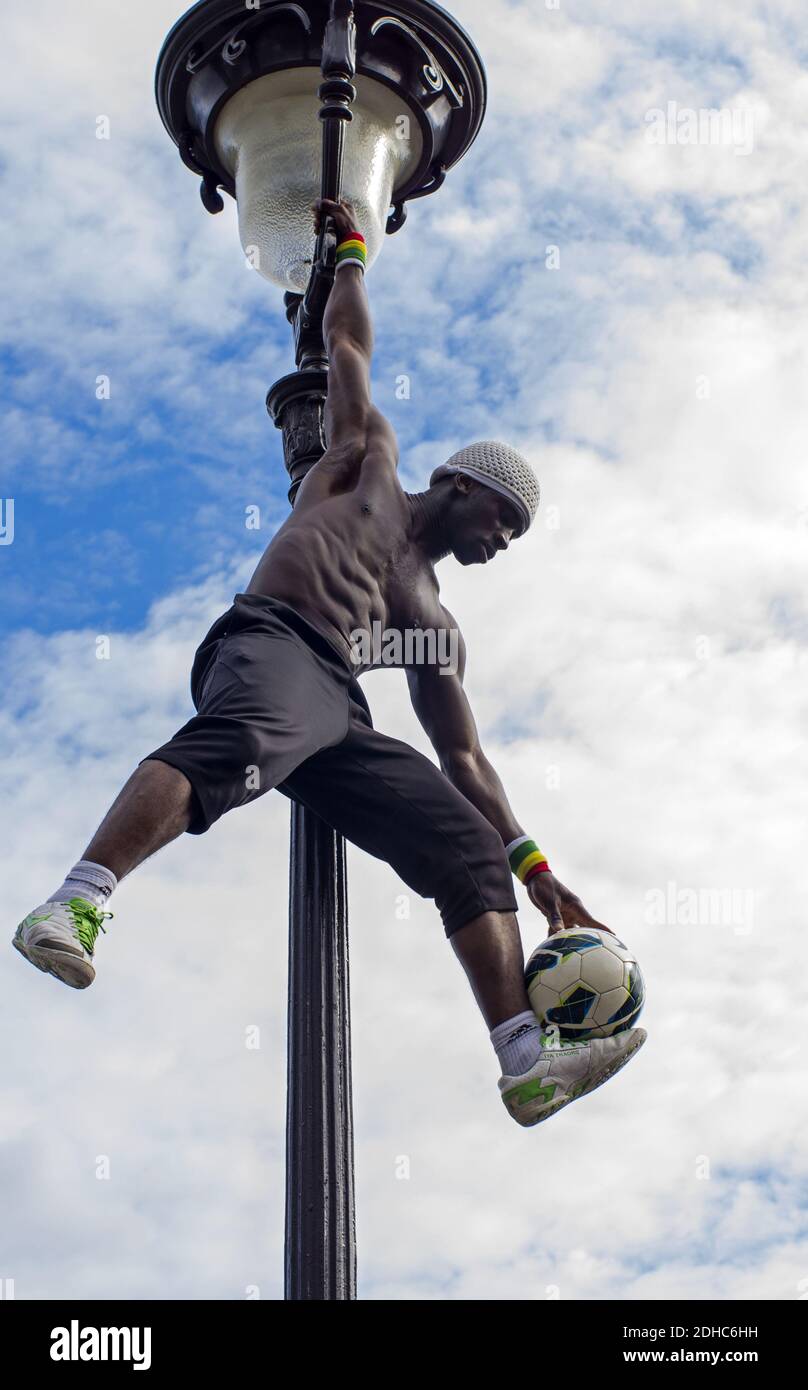 Male acrobat hi-res stock photography and images - Alamy