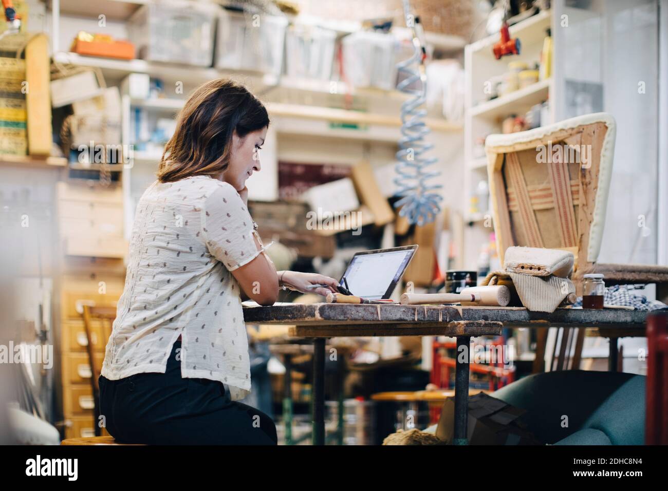 Workbench hi-res stock photography and images - Alamy