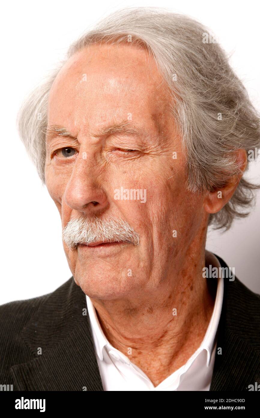 File photo - Jean Rochefort poses in Paris, France on April 2010 ...