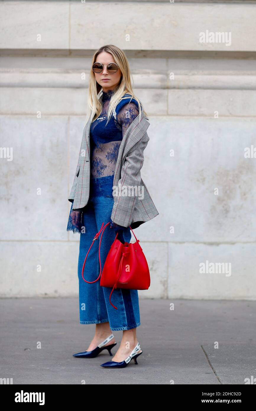 Street style, blogger Emilie Higle (my little fashion diary) arriving ...