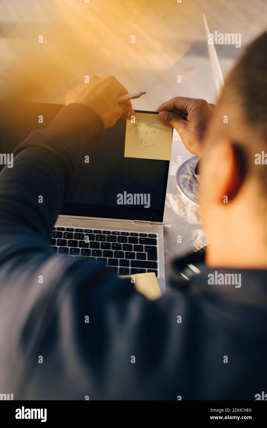 Script table hi-res stock photography and images - Alamy