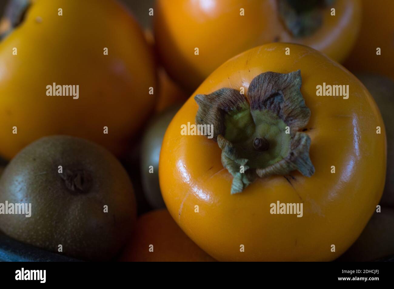 Kaki fruit hi-res stock photography and images - Alamy