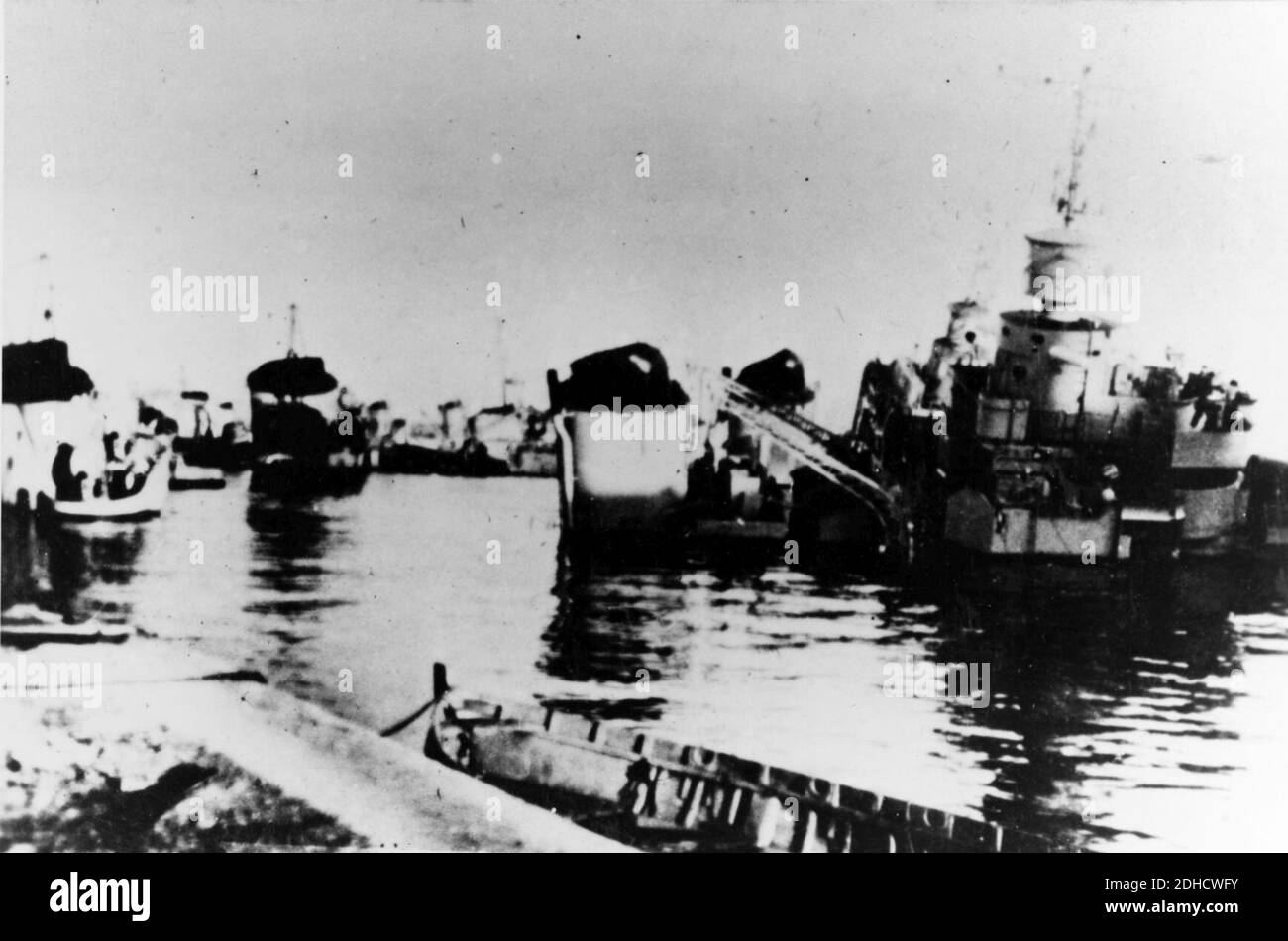 L'Adroit scuttled NH 88599 Stock Photo - Alamy