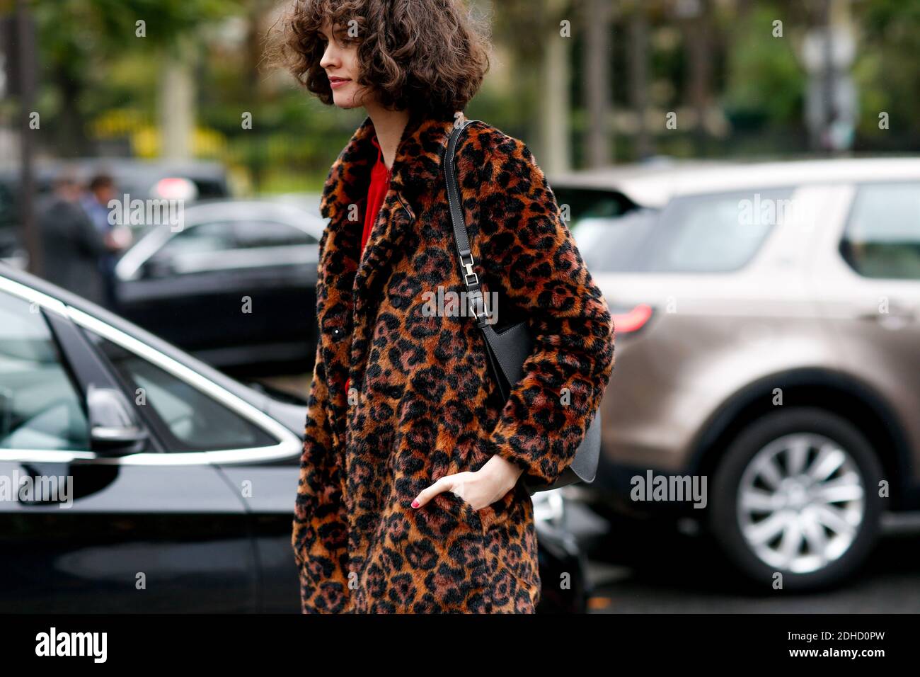 Street style, Chloe Hill arriving at Akris Spring-Summer 2018 show held ...