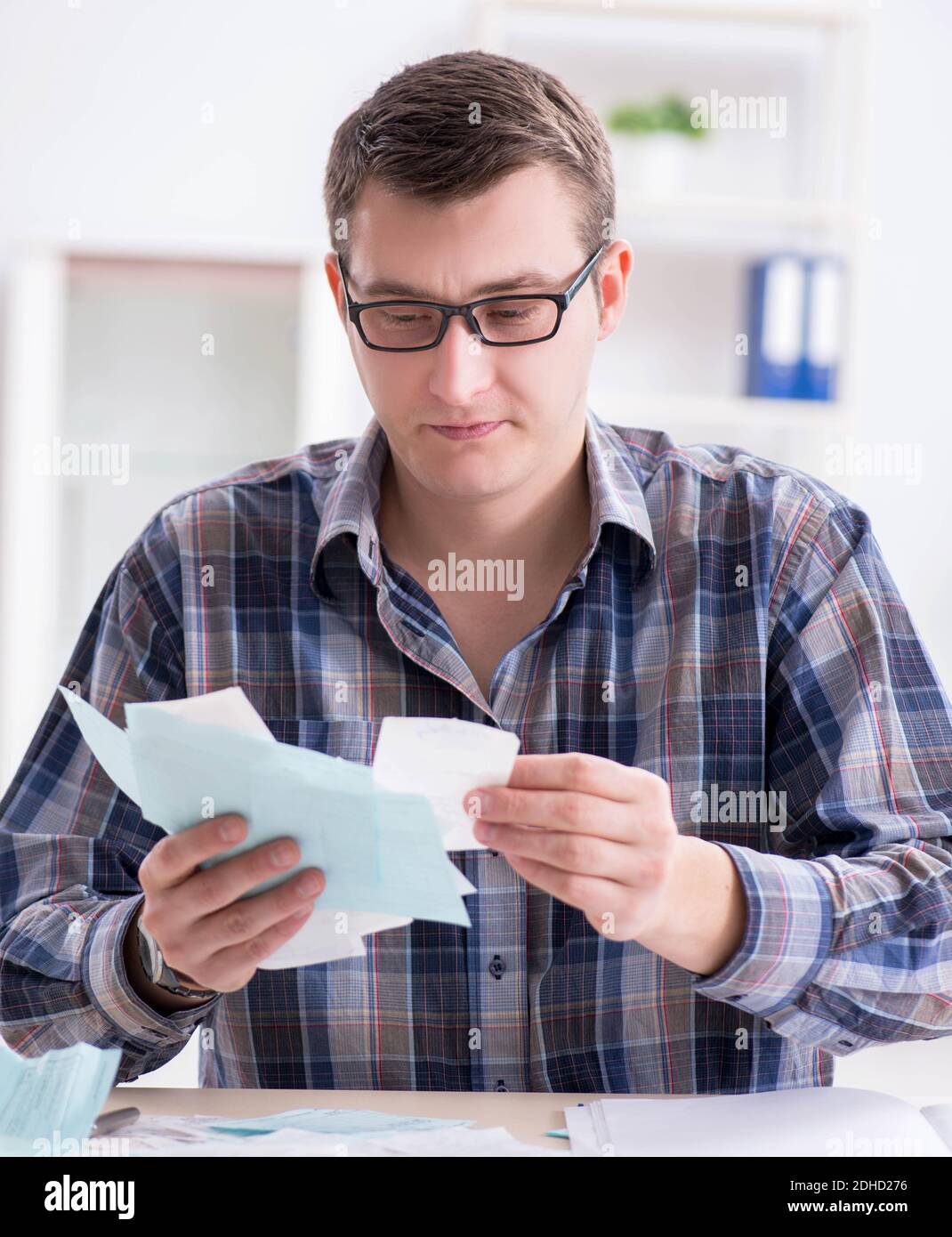 Tax return frustrated hi-res stock photography and images - Alamy