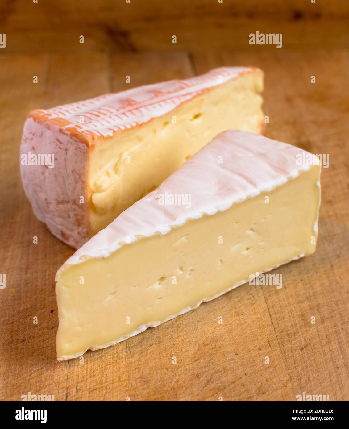 Brie rind hi-res stock photography and images - Alamy