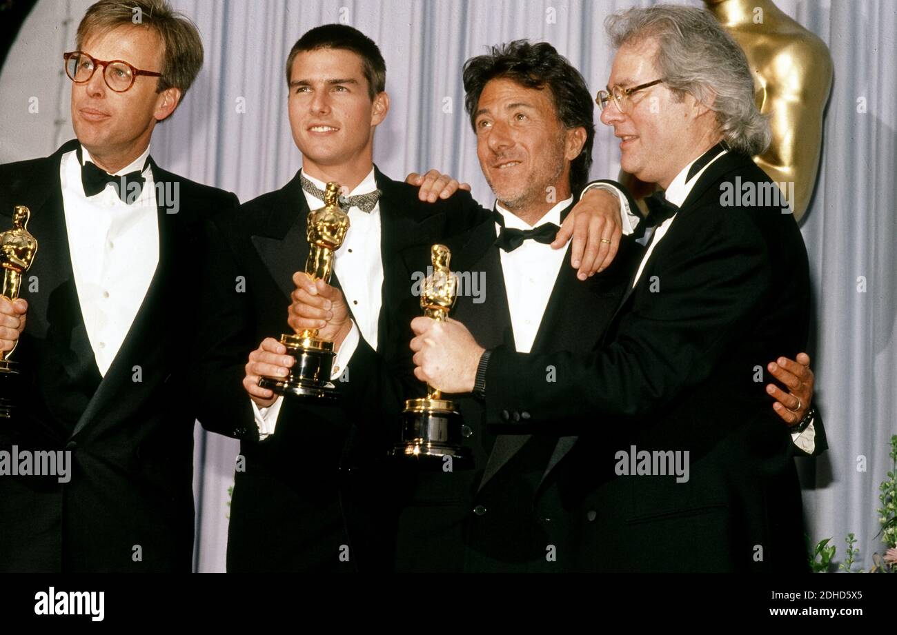 Producer Mark Johnson, Tom Cruise, Dustin Hoffman, Director Barry ...