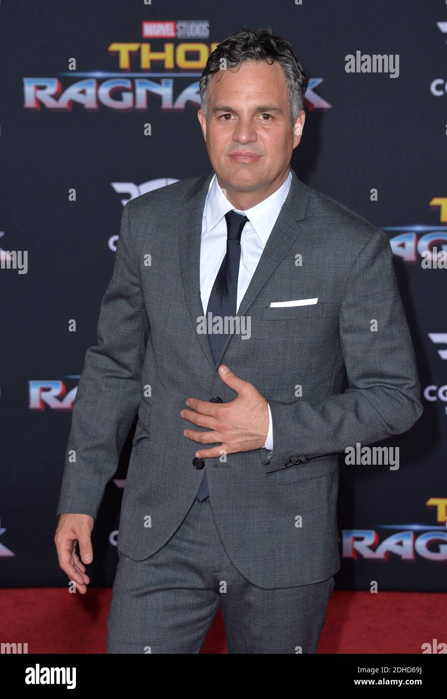 Mark Ruffalo attends the premiere of Disney and Marvel's 'Thor ...