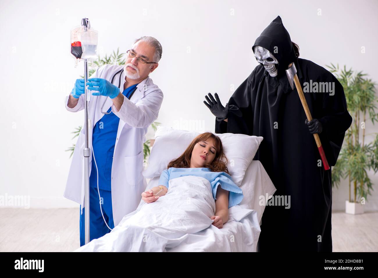 Scary female doctor hi-res stock photography and images - Alamy