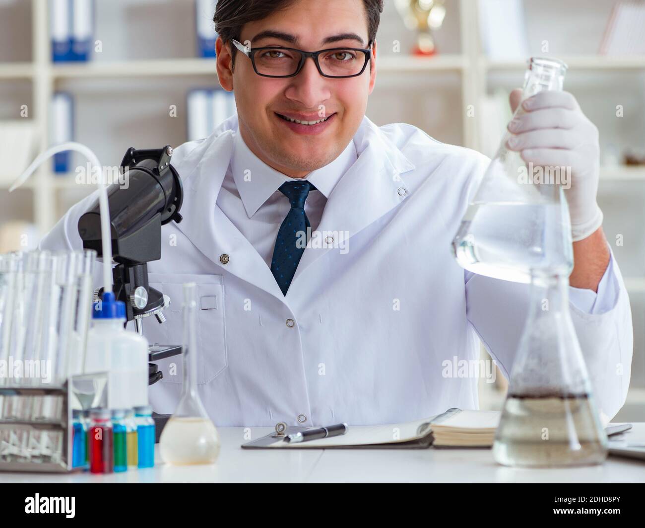 Young researcher scientist doing a water test contamination expe Stock ...